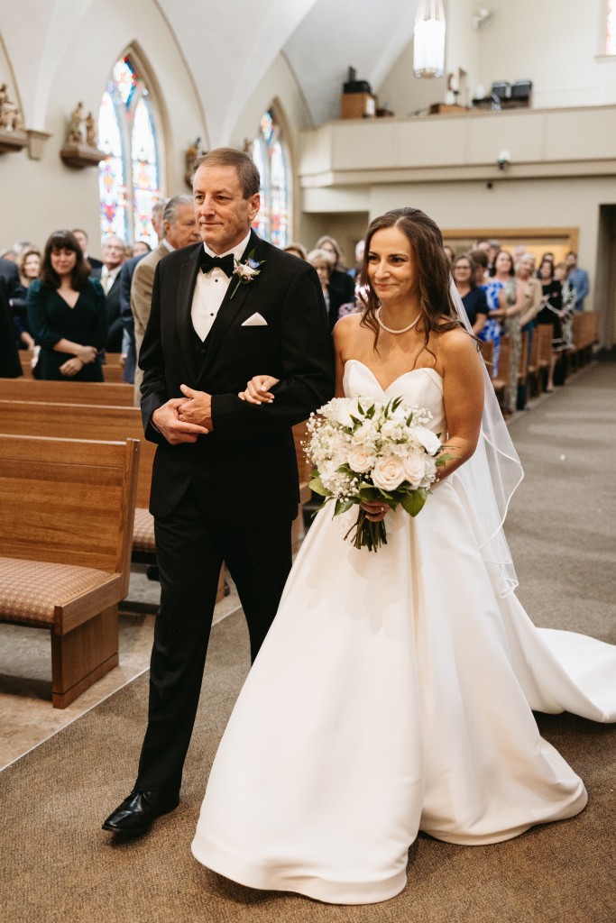 Real Weddings: Megan and Jonathan Hartung | Dogwood Hill Blog