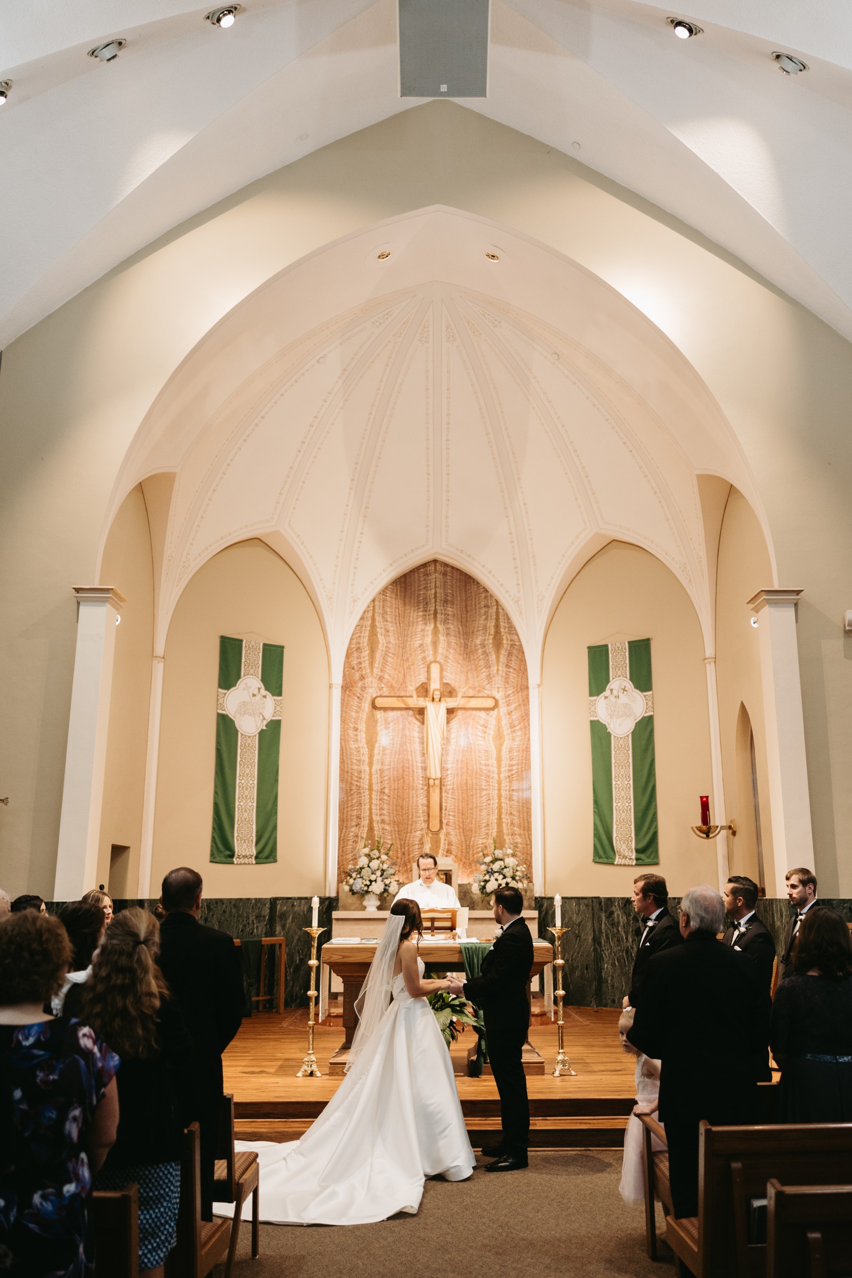 Real Weddings: Megan and Jonathan Hartung | Dogwood Hill Blog